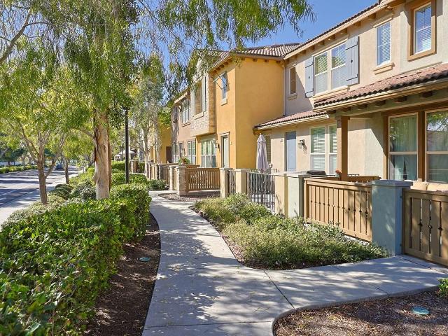 2 Bedroom Home for Rent at 10681 Village Hvn #119, San Diego, CA 92130 Carmel Valley
