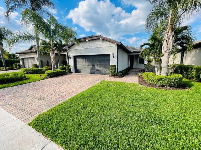 2 Bedroom Home for Rent at 10900 Glenhurst St, Fort Myers, FL 33913 Arborwood