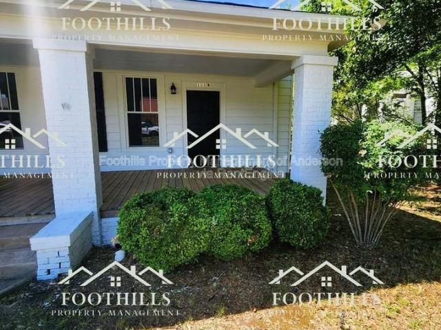 2 Bedroom Home for Rent at 111 Anderson Ave #B, Anderson, SC 29625