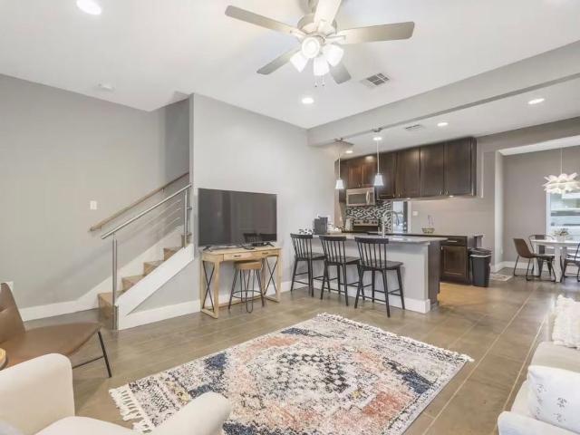 2 Bedroom Home for Rent at 113 Bayou Street #107, Lafayette, LA 70503