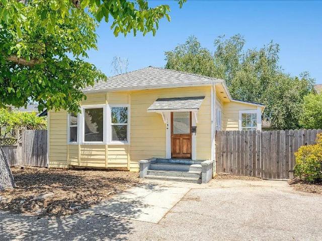 2 Bedroom Home for Rent at 113 Fairbanks St, Santa Cruz, CA 95060 Eastside
