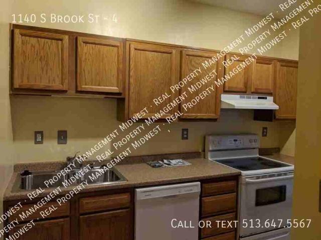 2 Bedroom Home for Rent at 1140 S Brook St #4, Louisville, KY 40203 Old Louisville