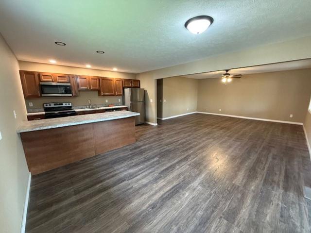 2 Bedroom Home for Rent at 115 W Ash St, Chatham, IL 62629