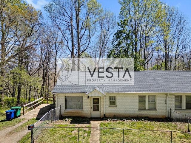 2 Bedroom Home for Rent at 118 Pine Hill Dr, Swannanoa, NC 28778