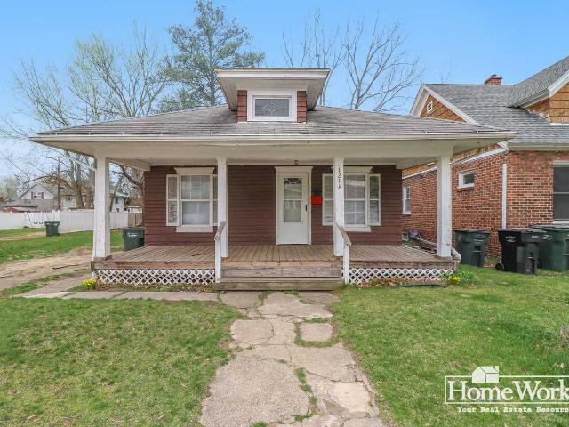 2 Bedroom Home for Rent at 1218 Miner St, South Bend, IN 46617 Northeast South Bend