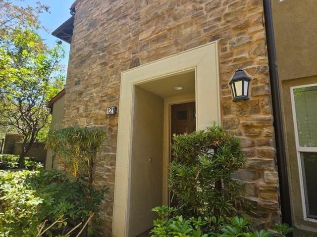 2 Bedroom Home for Rent at 121 Roadrunner, Irvine, CA 92603 Turtle Ridge