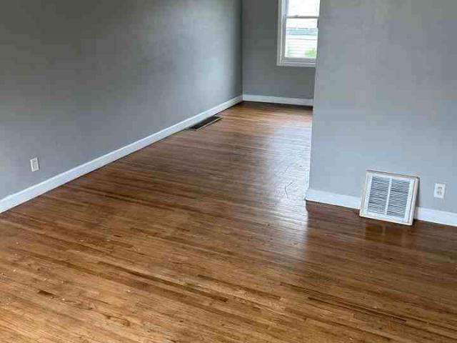 2 Bedroom Home for Rent at 1226 W Mullan Ave, Waterloo, IA 50701 Church Row Historic