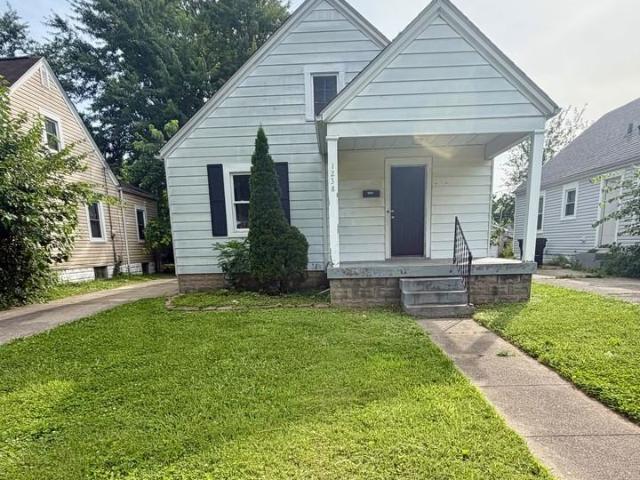 2 Bedroom Home for Rent at 1238 Central Ave #1, Louisville, KY 40208 Taylor Berry
