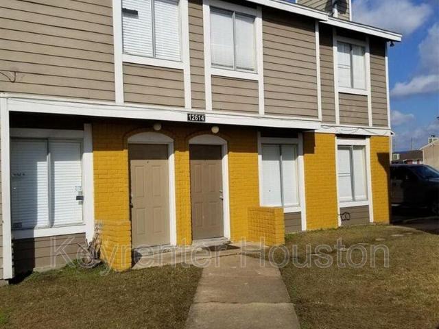 2 Bedroom Home for Rent at 12607 Ashford Meadow Dr #B, Houston, TX 77082 Eldridge West Oaks