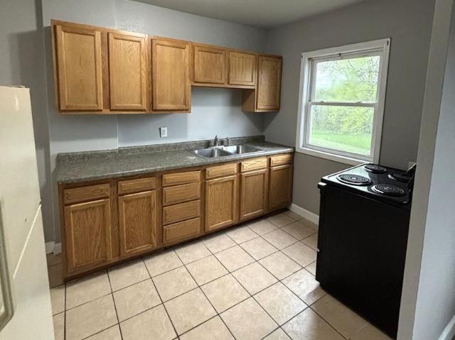 2 Bedroom Home for Rent at 1272 W Mullan Ave, Waterloo, IA 50701 Church Row Historic