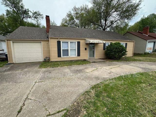 2 Bedroom Home for Rent at 127 W 85th St, Kansas City, MO 64114 Waldo