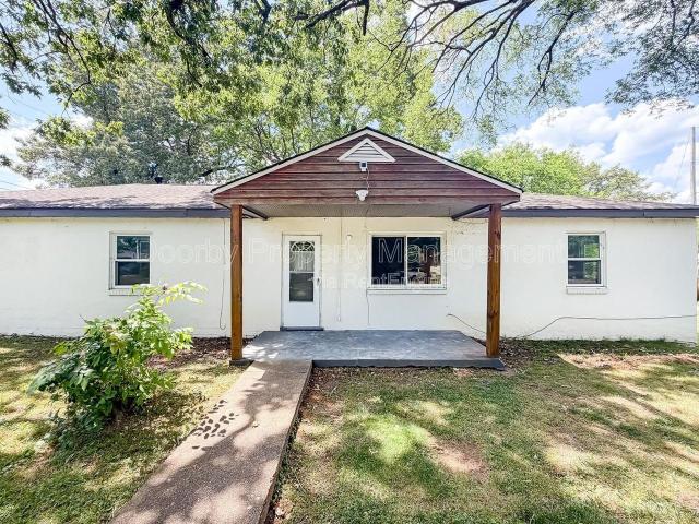 2 Bedroom Home for Rent at 1301 N Orchard Knob Ave, Chattanooga, TN 37406 Amnicola East Chattanooga