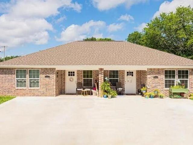 2 Bedroom Home for Rent at 131 Francis St, Hawkins, TX 75765