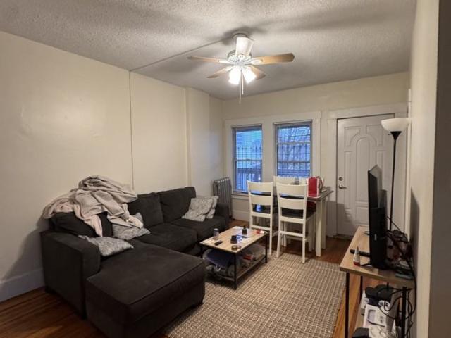 2 Bedroom Home for Rent at 132 1/2 Oxford St #12, Cambridge, MA 02140 Aggasiz Harvard University