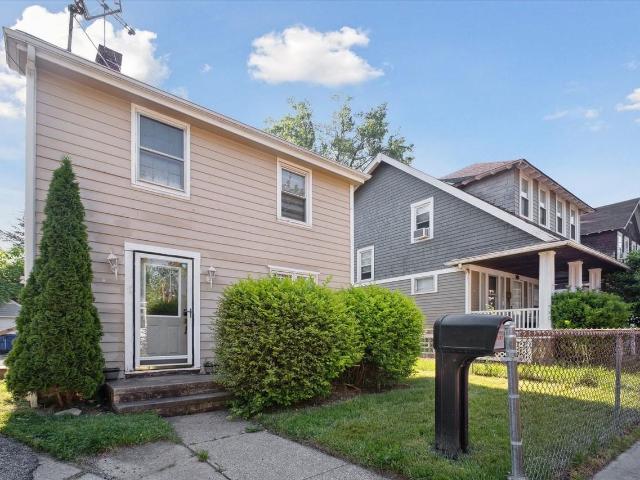 2 Bedroom Home for Rent at 1349 W 87th St, Cleveland, OH 44102 Edgewater
