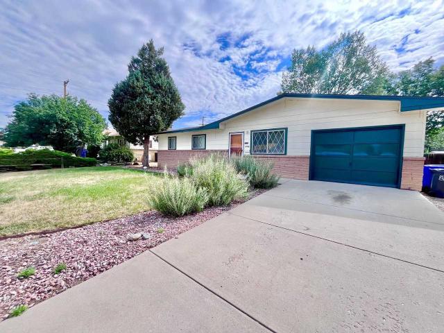 2 Bedroom Home for Rent at 1406 S Douglas Ave, Loveland, CO 80537