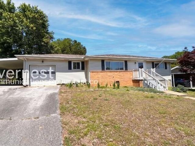 2 Bedroom Home for Rent at 1407 Cloverdale Cir, Chattanooga, TN 37343 Dupont Murray Hills