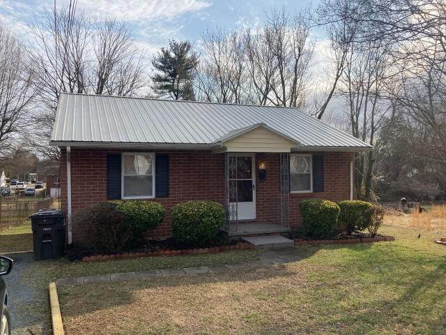 2 Bedroom Home for Rent at 1420 Verdun St, Winston Salem, NC 27107 Forest Park