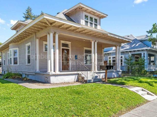 2 Bedroom Home for Rent at 1432 W Knox Ave #1, Spokane, WA 99205 Emerson Garfield