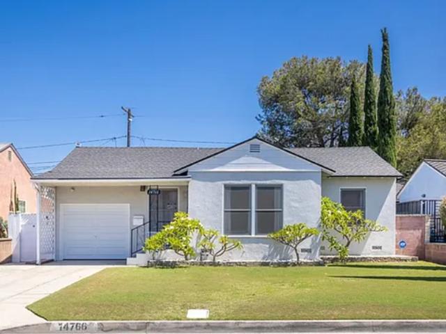 2 Bedroom Home for Rent at 14766 Miller Ave, Gardena, CA 90249 Gardena