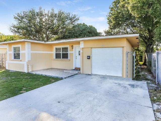 2 Bedroom Home for Rent at 1505 N Andrews Ave, Fort Lauderdale, FL 33311 South Middle River