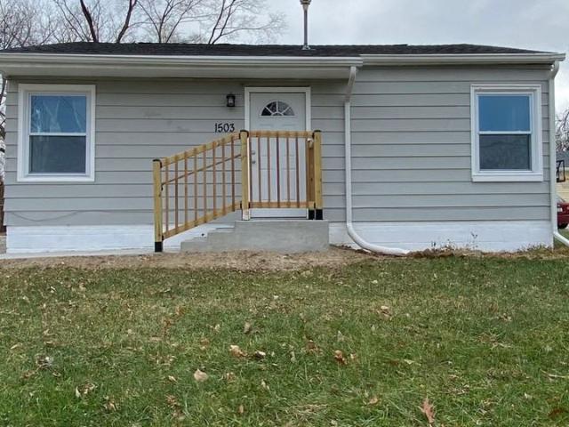 2 Bedroom Home for Rent at 1503 E Bell Ave, Des Moines, IA 50320 Pioneer Park