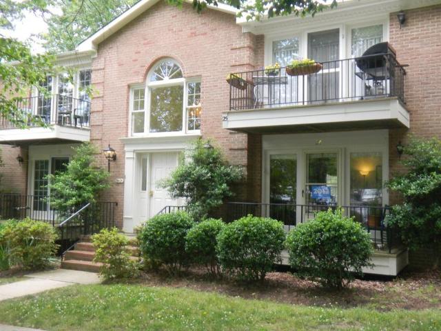 2 Bedroom Home for Rent at 1515 E Franklin St, Chapel Hill, NC 27514