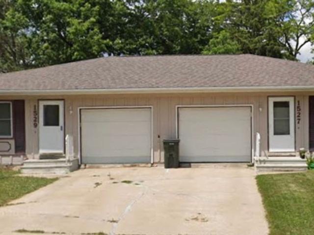 2 Bedroom Home for Rent at 1529 Linda Dr, Cedar Falls, IA 50613