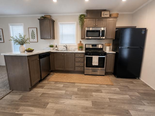 2 Bedroom Home for Rent at 15974 Villaire Ave #445, Mount Clemens, MI 48038 Clinton Township