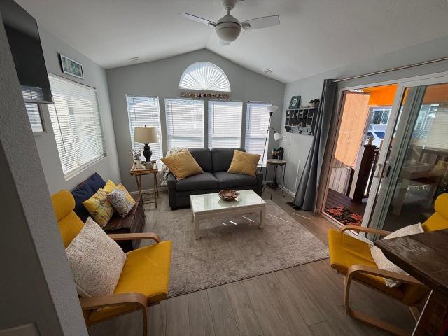 2 Bedroom Home for Rent at 1624 N Coast Highway 101, Encinitas, CA 92024 Encinitas