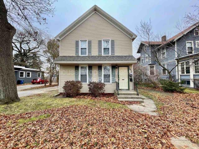 2 Bedroom Home for Rent at 1633 Peck St #1, Muskegon, MI 49441 Nelson