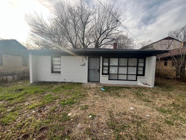 2 Bedroom Home for Rent at 1659 S Cooper St, Memphis, TN 38114 Magnolia Barksdale Civic Club