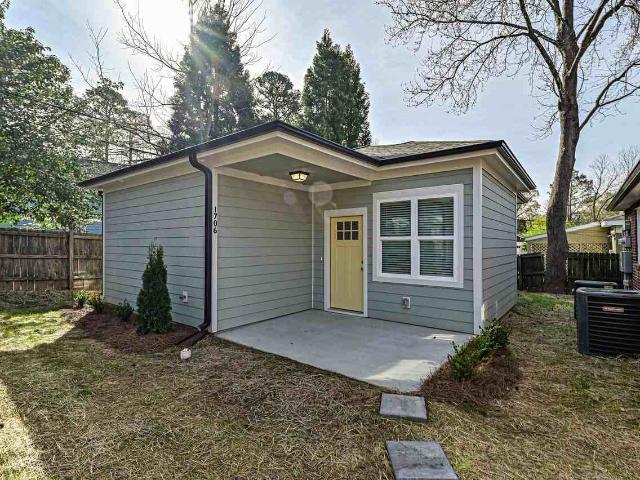 2 Bedroom Home for Rent at 1706 Club Rd, Charlotte, NC 28205 Plaza Midwood