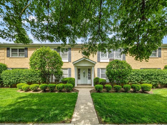2 Bedroom Home for Rent at 1702 E Northwest Hwy, Arlington Heights, IL 60004