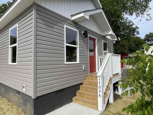 2 Bedroom Home for Rent at 1703 S Lyerly St #1, Chattanooga, TN 37404 Ridgedale Oak Grove Clifton Hills