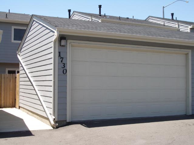 2 Bedroom Home for Rent at 1730 S Helena St, Aurora, CO 80017 Rocky Ridge