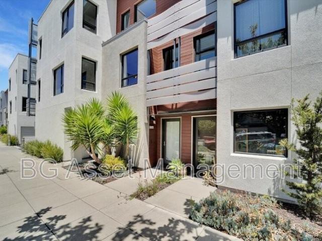 2 Bedroom Home for Rent at 1766 12th St, Oakland, CA 94607 Prescott