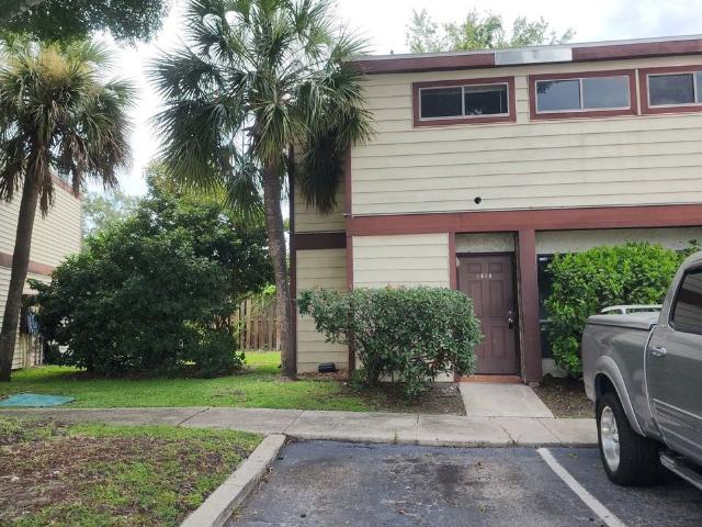 2 Bedroom Home for Rent at 1818 Warringwood Dr, Orlando, FL 32839
