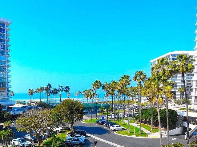 2 Bedroom Home for Rent at 1820 Avenida Del Mundo #302, Coronado, CA 92118 Coronado