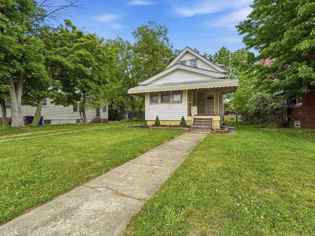 2 Bedroom Home for Rent at 18613 Pawnee Ave, Cleveland, OH 44119