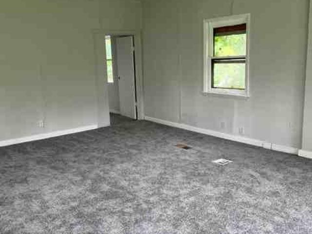2 Bedroom Home for Rent at 1912 S 12th St #1, Omaha, NE 68108 Dahlman