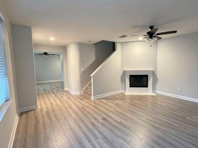 2 Bedroom Home for Rent at 19509 Opal Ln, Saugus, CA 91350