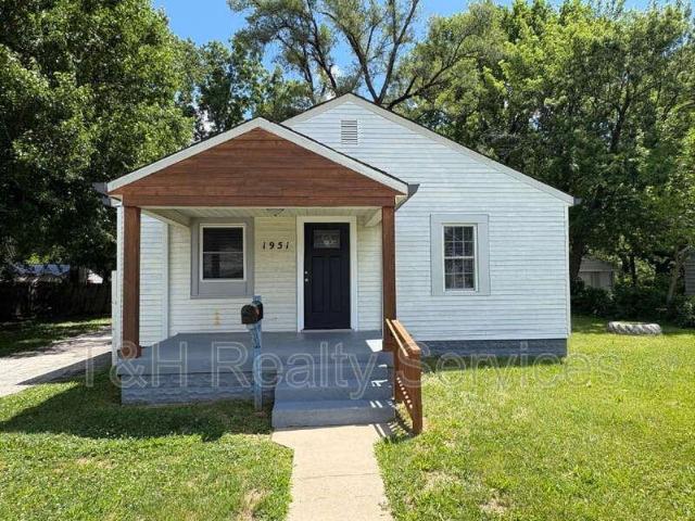 2 Bedroom Home for Rent at 1951 N Bosart Ave, Indianapolis, IN 46218 Near Eastside
