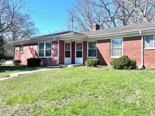 2 Bedroom Home for Rent at 23 Ridgewood St, Kalamazoo, MI 49001 Westnedge Hill