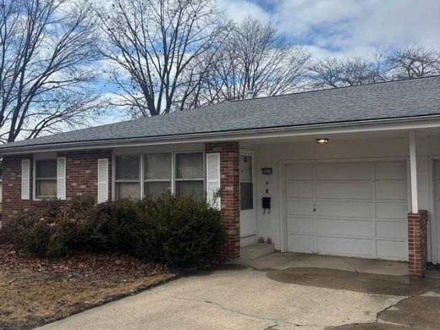 2 Bedroom Home for Rent at 2005 Bruce Dr, Urbana, IL 61801