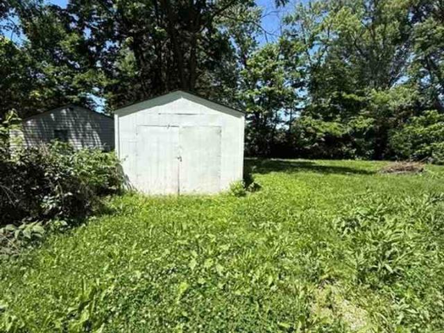 2 Bedroom Home for Rent at 2014 N Exeter Ave, Indianapolis, IN 46222 Eagledale