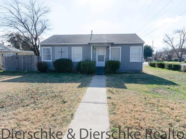 2 Bedroom Home for Rent at 2025 San Antonio St, San Angelo, TX 76901