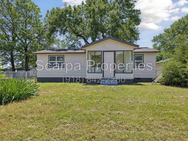 2 Bedroom Home for Rent at 202 E 4th Ave, Owasso, OK 74055