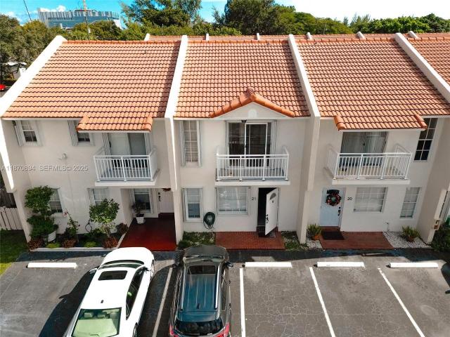 2 Bedroom Home for Rent at 2050 Northeast 140th Street #21, North Miami Beach, FL 33181