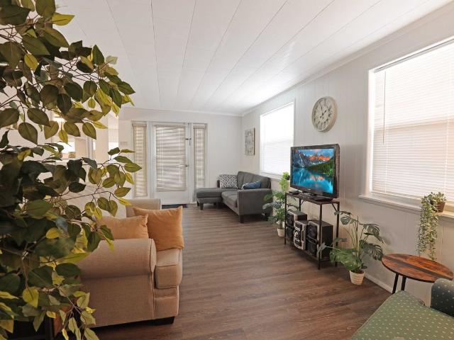 2 Bedroom Home for Rent at 2205 Minnesota Ave, Bradenton, FL 34207